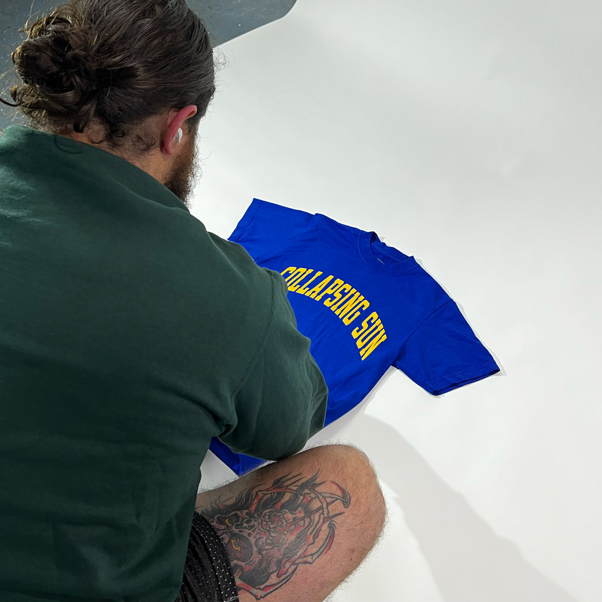 Classic Royal – Collapsing Sun